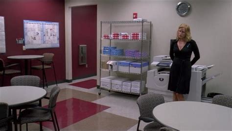 Best Supporting Cleavage In A Drama Anna Gunn As Skyler White In