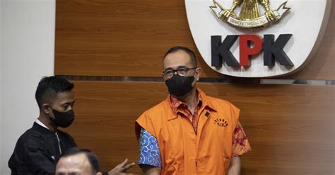 Usut Kasus TPPU KPK Sita Harley Davidson Milik Rafael Alun