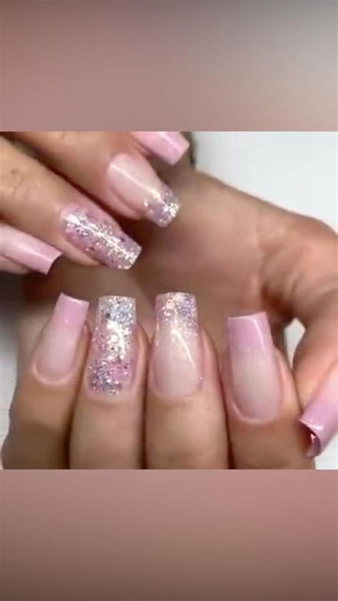 Aprenda Tudo Sobre as Técnicas Mais Atuais de Alongamento de Unhas