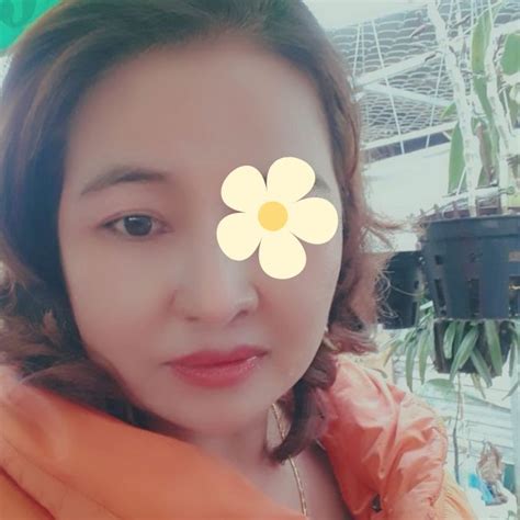 Thu Th m Gái già nhi u ti n bao nuôi trai tr Máy Bay Bà Già AZ