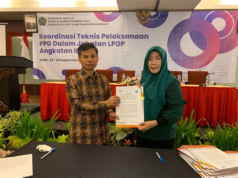 Penandatangan PKS FTIK Dengan Direktorat GTK Madrasah Kemenag RI