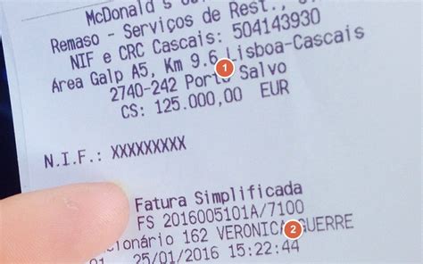 Uma Fonte De Fatura Simplificada Para Supermercados Comumente Usada Em