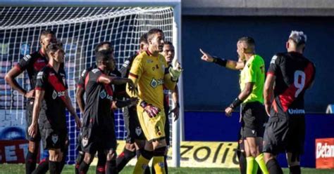 CBF analisa o var em lances polêmicos de Atlético GO x Flamengo