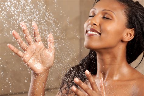 J ai testé pour vous 5 savons bons pour les peaux noires