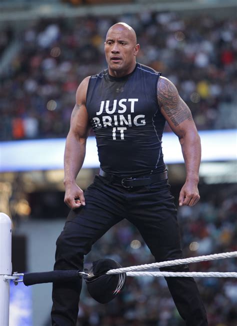 Dwayne The Rock Johnson WWE Comeback rückt näher Sports Illustrated