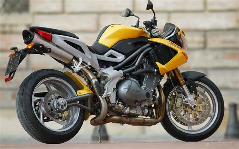 Benelli Tornado Naked Tre 1130 2005 37 1680x1050 10 000 Fonds d écran