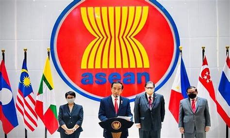Peran Indonesia Dalam Bidang Ekonomi Di ASEAN