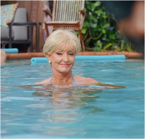 Seka Black Gilf Crashes Pool Party Porn W Porn Forum