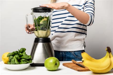 A Complete Guide On How To Use A Blender Homes Guide