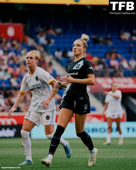 Kristie Mewis Nude The Fappening Photo Fappeningbook