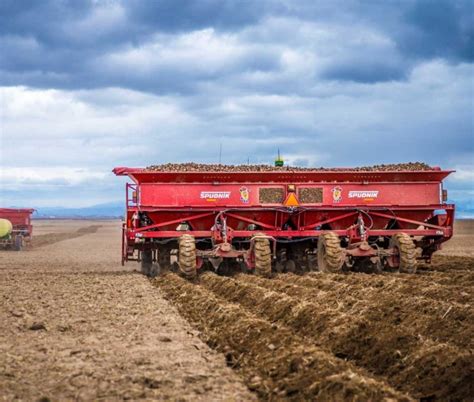 8 Row Potato Planter Spudnik Equipment Blackfoot Idaho