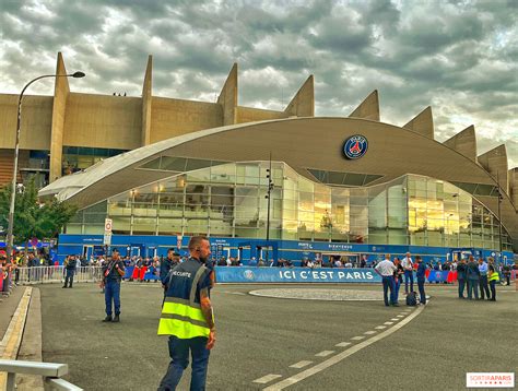 We Run Paris une course sur 10km au départ du Parc des Princes made