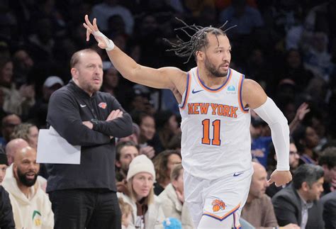 Jalen Brunson Julius Randle Propel Knicks To Tight Win Over Nets