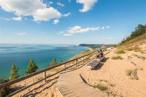 Can T Miss Stops On A Road Trip Around Lake Michigan
