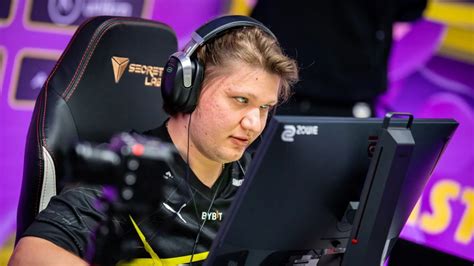 CS2 S1mple Fora Da NaVi Fragster BR