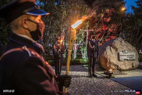 Uroczystości w 20 rocznicę otwarcia Polskiego Cmentarza Wojennego w