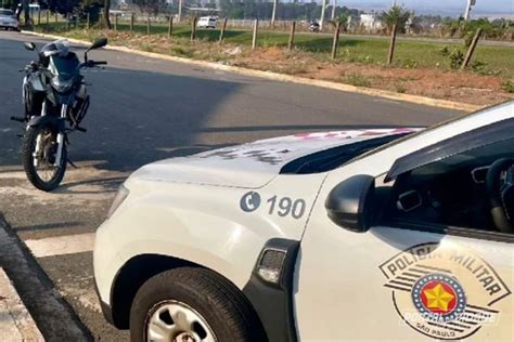 Moto furtada é recuperada pela Polícia Militar em Casa Branca