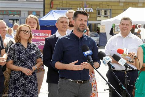 Wybory Robert Biedro Pokaza We Wroc Awiu Pismo Od Unijnej