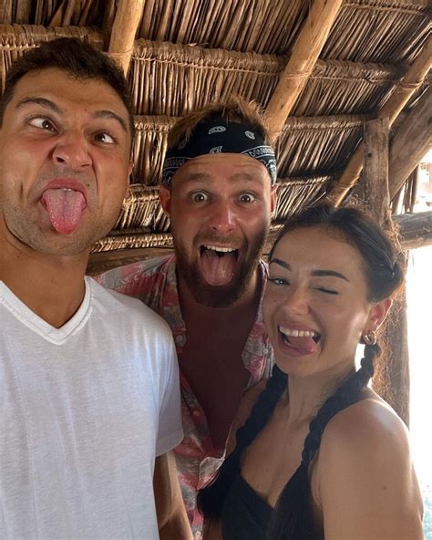 Marcin I Kara Z Hotelu Paradise Zamieszkali Razem