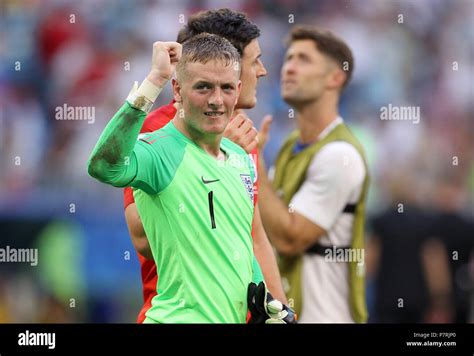 England Torhüter Jordan Pickford feiert Sieg nach der Fußball WM