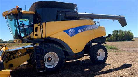 Cosechadora New Holland CR 9060 año 2015 Año 2015 Agroads