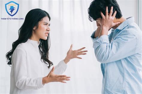 Những dấu hiệu vợ ngoại tình dễ dàng phát hiện nhất