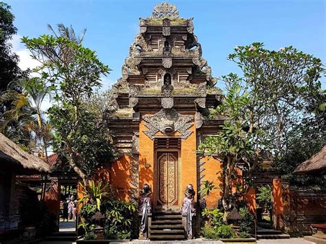 10 Tempat Bersejarah Di Bali Untuk Tujuan Wisatamu