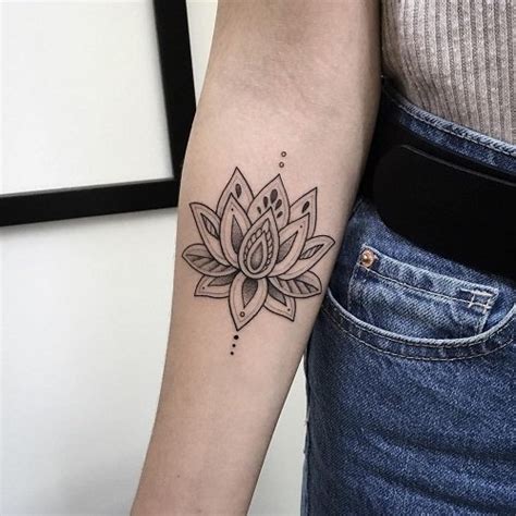 Significado Y Simbolismo Del Tatuaje De La Flor De Loto