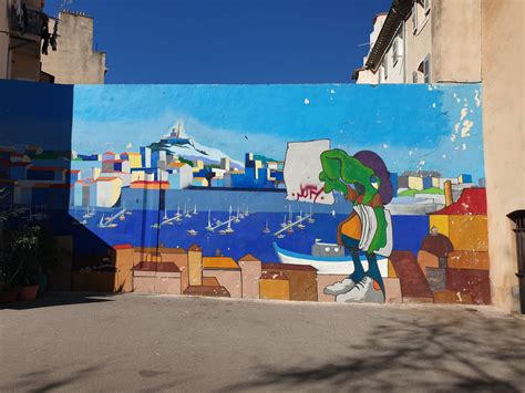 Visiter le quartier du Panier à Marseille Bouge Ta Tribu