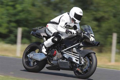 Vyrus Naked Bike Moto ZombDrive