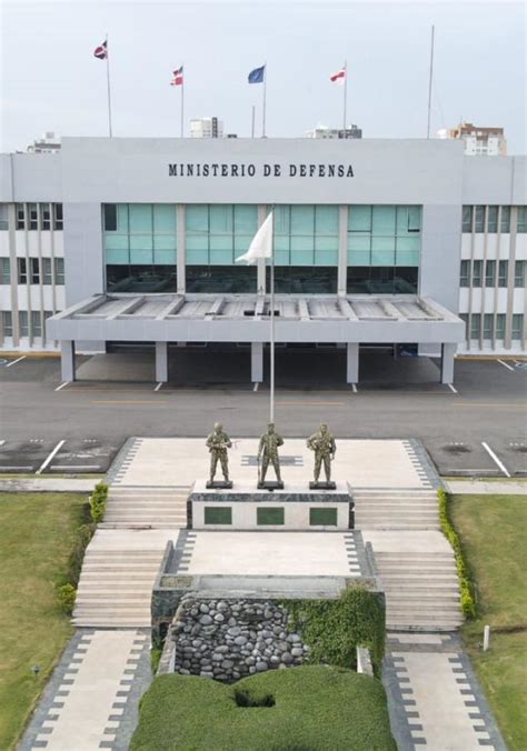 El Ministro de Defensa de República Dominicana teniente general Carlos