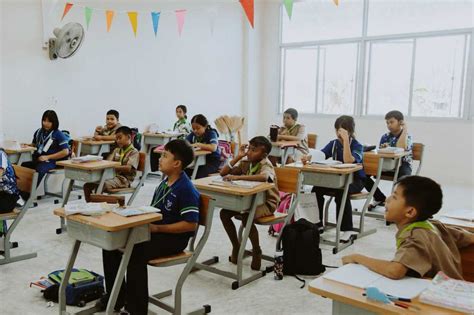 20 Contoh Kesan Dan Pesan Untuk Guru Bermakna Dan Haru