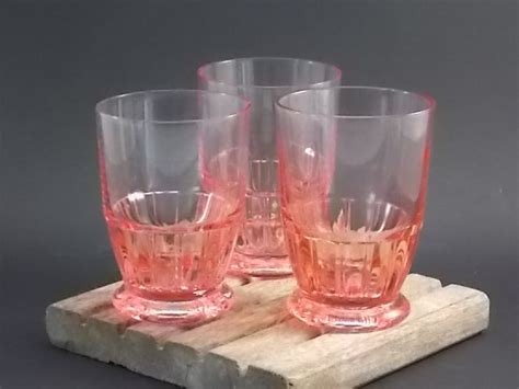 VINT UP et REC UP Verre à Eau Mouluré Rose Saumoné