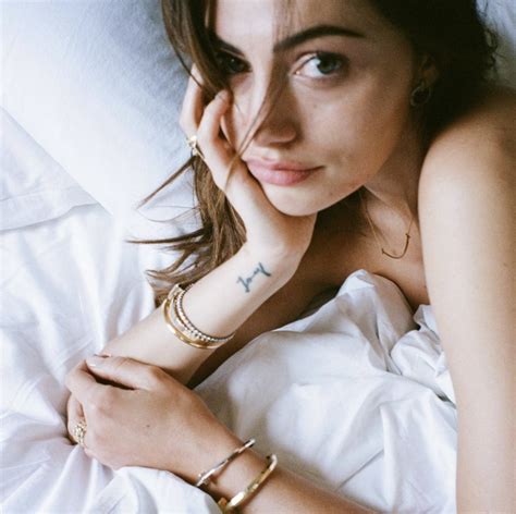 Phoebe Tonkin Daily On Twitter Phoebe For Tiffany Co