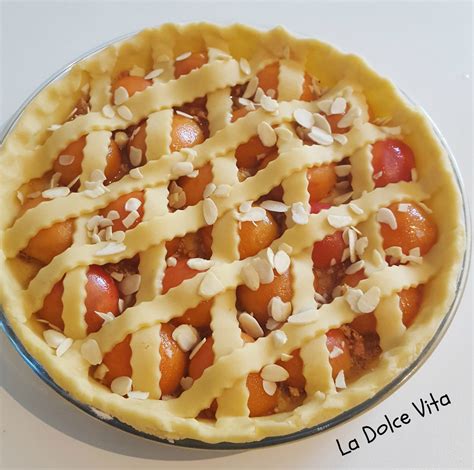 Crostata Alle Albicocche E Amaretti La Dolce Vita