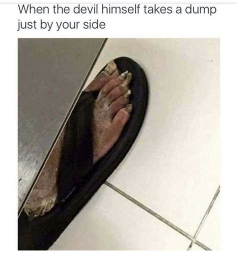 Omfg Ew Not Even A Pedicure Could Save These Feet This Is Beyond Gross Funny As Hell