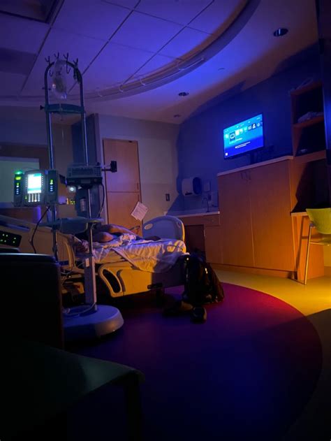 Pin By Nana On Quick Saves Hospital Room Snapchat Stories Hospital