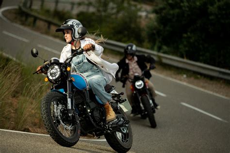 Eight Mile 125 LC Refuerzo Para El Segmento Street De Macbor