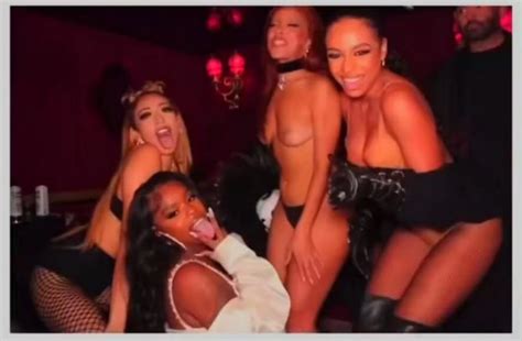 Doja Cat Topless At Her Th Birthday Photos The Fappening