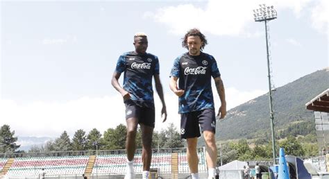 Ritiro Napoli A Castel Di Sangro Giorno L Allenamento Dal Campo Del