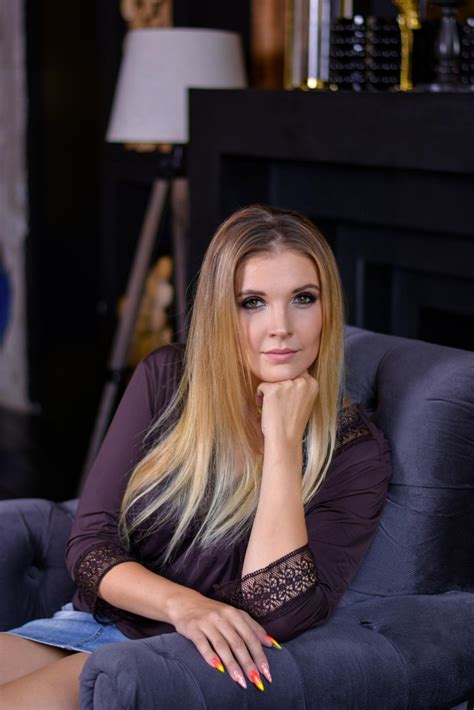 Single Wife Ekaterina 39 Yrs Old From Eastern Europe Hello I Am