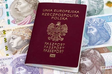 Jak wyrobić paszport Ile kosztuje i ile trwa procedura