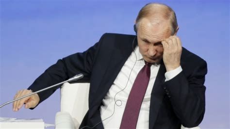 Wladimir Putin Entsetzt Ost Offensive Stockt Russen Konvoi Im Donbass