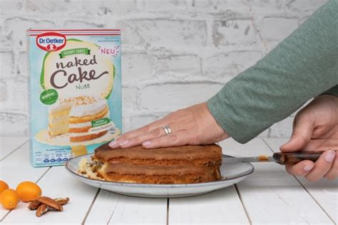naked cake von Dr Oetker mit Cake topper Smillas Wohngefühl