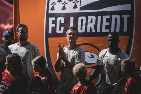 Rc Lens Fc Lorient Suivez Le Match En Live Fc Lorient