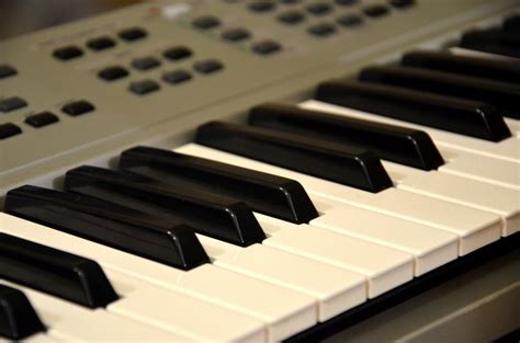 Banco de imagens música teclado tecnologia piano monocromático