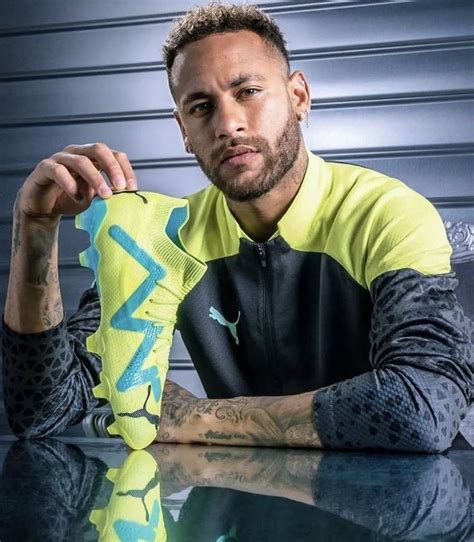 Pin de Cássia Tostes em Neymar Jr Neymar Ney