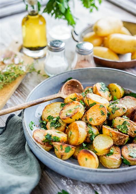 Pommes de terre rôties aux herbes Pomme de terre Delicatesse de la Drome