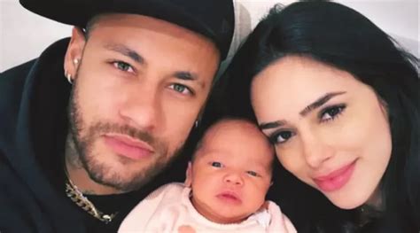 Filha De Neymar Recebe Presentes Do Palmeiras E M E Se Declara Meu