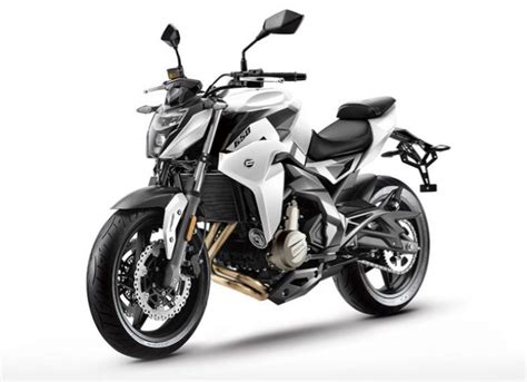 CF Moto 650 NK 2022 Prueba Precio Ficha Técnica y Opiniones
